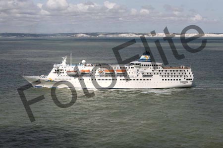 Delphin Voyager - Cruise Ship - Ship Photos - Fotoflite Ship Image Library
