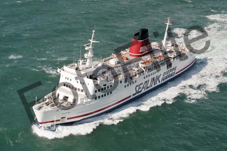Passenger and Vehicle Ferry: Chartres