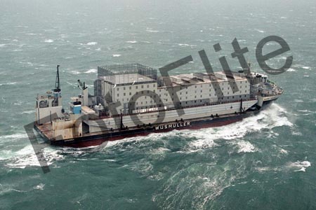 Super Servant 1 - Semi-Sub Heavy Lift Vessel - Ship Photos - Fotoflite ...